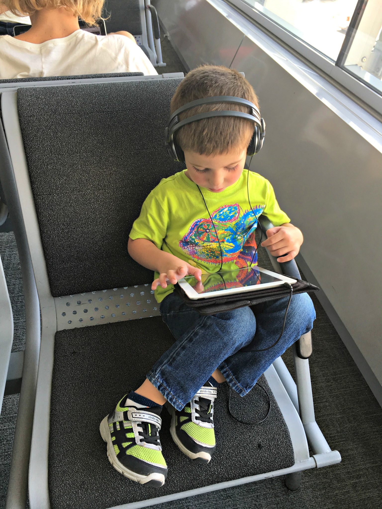 Long Layover With Kids: 8 Ways to Survive - Explorer Momma