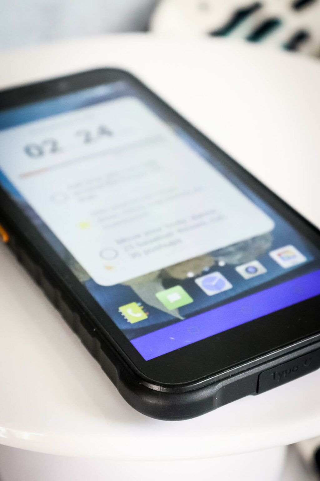 Pinwheel Phones: A Mom's Pinwheel Phone Review - Explorer Momma